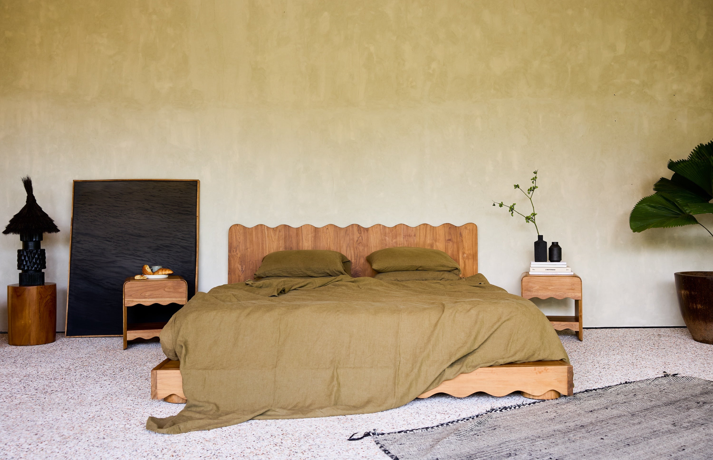 La Siesta Bed - Float Base – KASTILLO